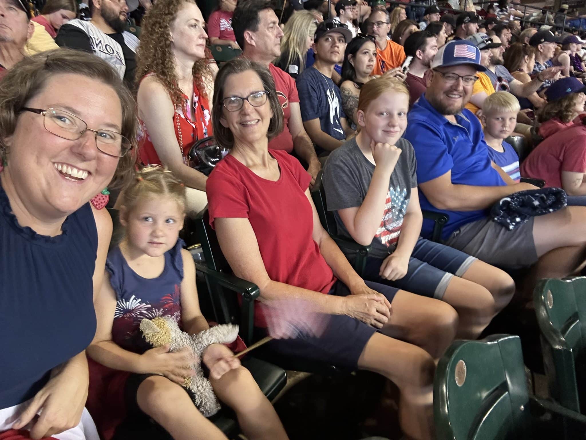 Kids Go Free Weekend for Arizona Diamondback Games - Phoenix With Kids